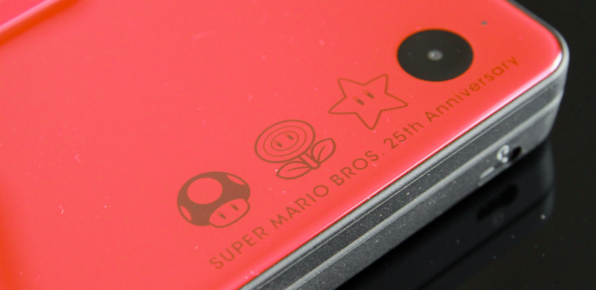 Nintendo DSi XL édition spéciale Mario 25 ans - déballage et prise en main