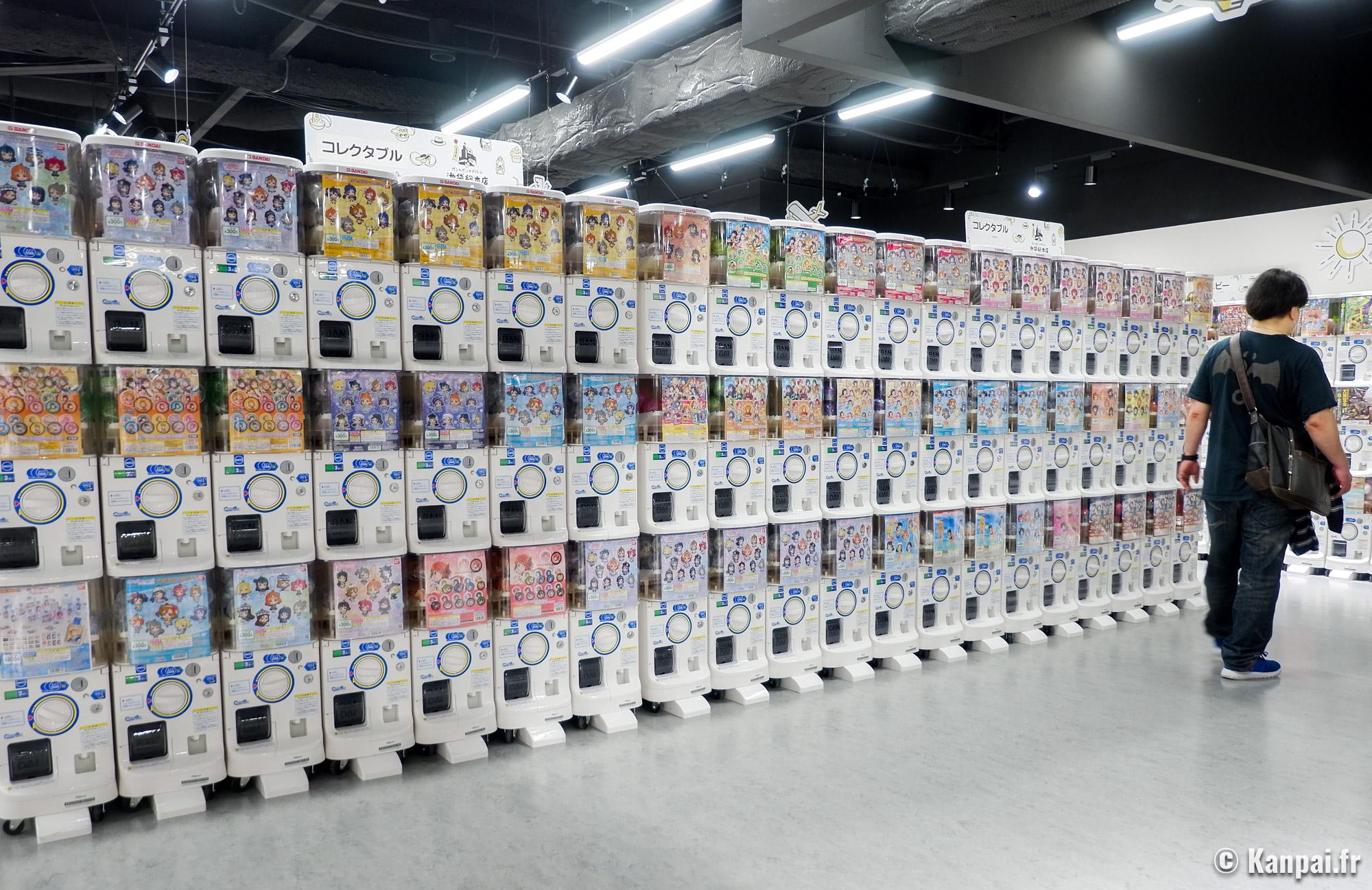 Gashapon no Depato Ikebukuro - Le grand magasin aux 3.000 machines à ...