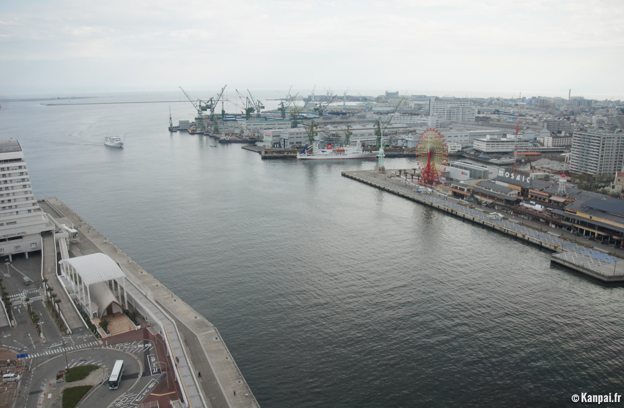 Port de Kobe - La balade culturelle et shopping au pied de la tour